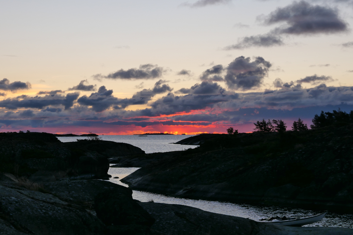 Hämärän hetkistä pimeyteen
